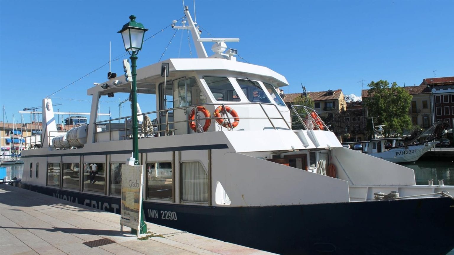 Trieste, riprendono le corse giornaliere in motonave da e per Grado