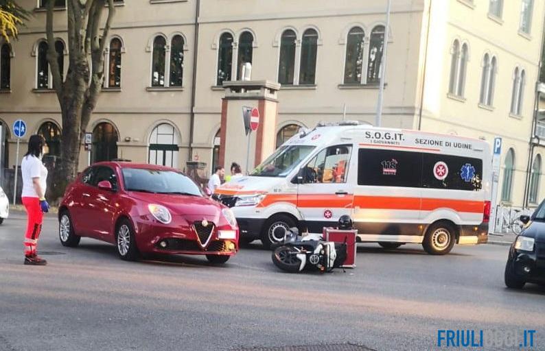 Incidente tra un’auto e uno scooter a Udine: un ferito • TristeMondo.it Incidente tra un’auto e uno scooter a Udine: un ferito • TristeMondo.it