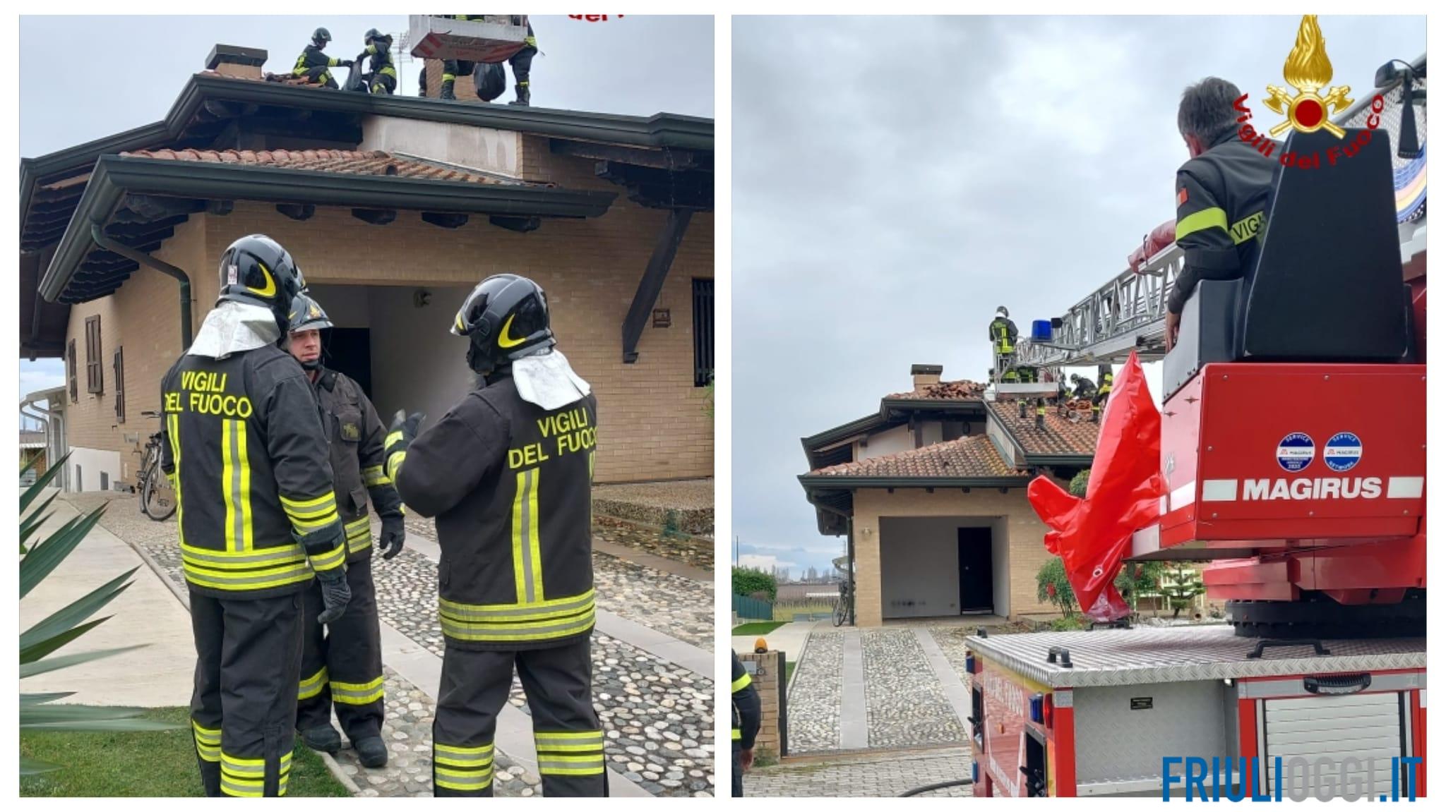 Incendio sul tetto della casa, l'intervento dei vigili del fuoco