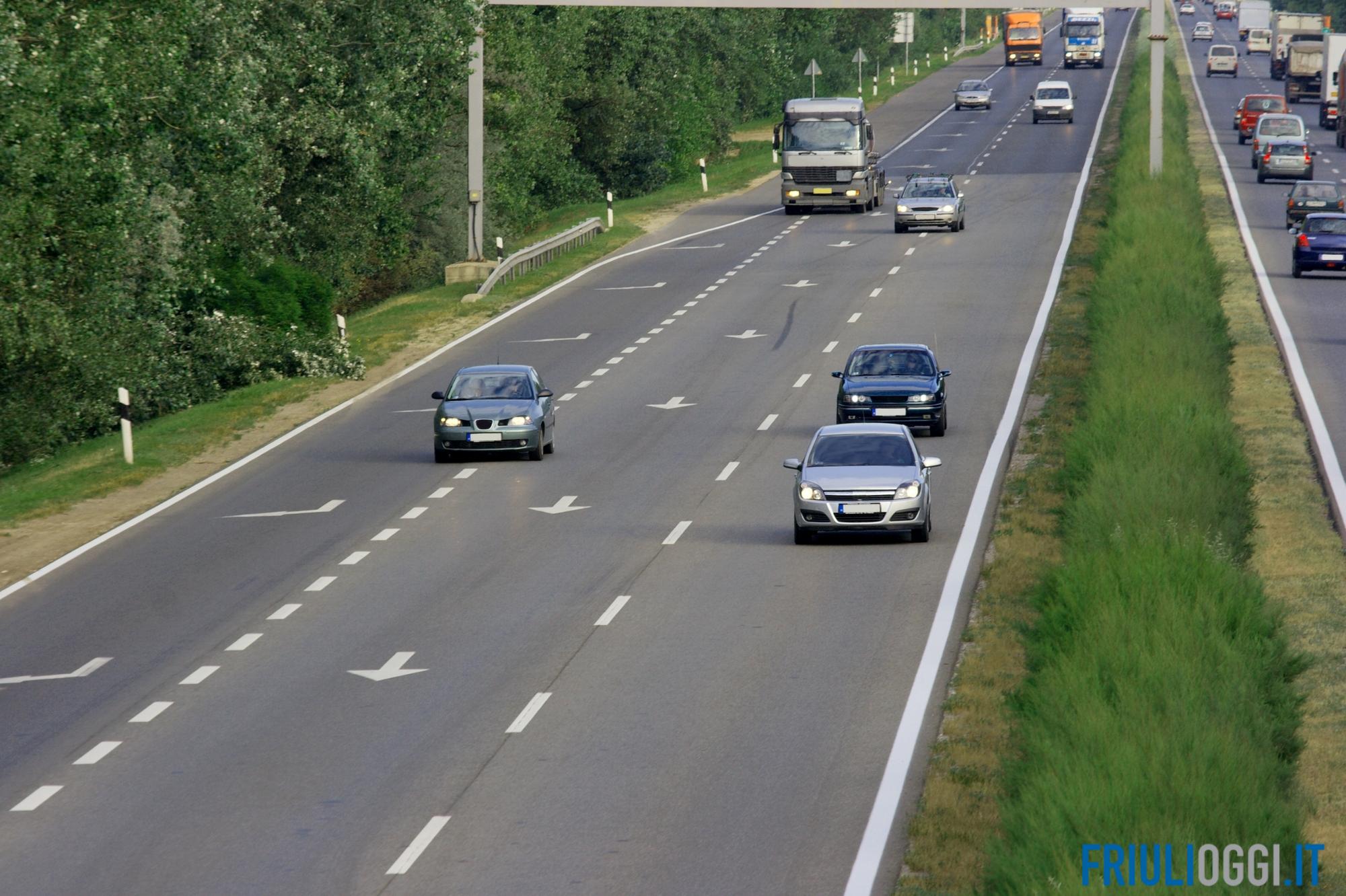 Passa la gara ciclistica, chiusi tre svincoli dell'autostrada A4 in Fvg