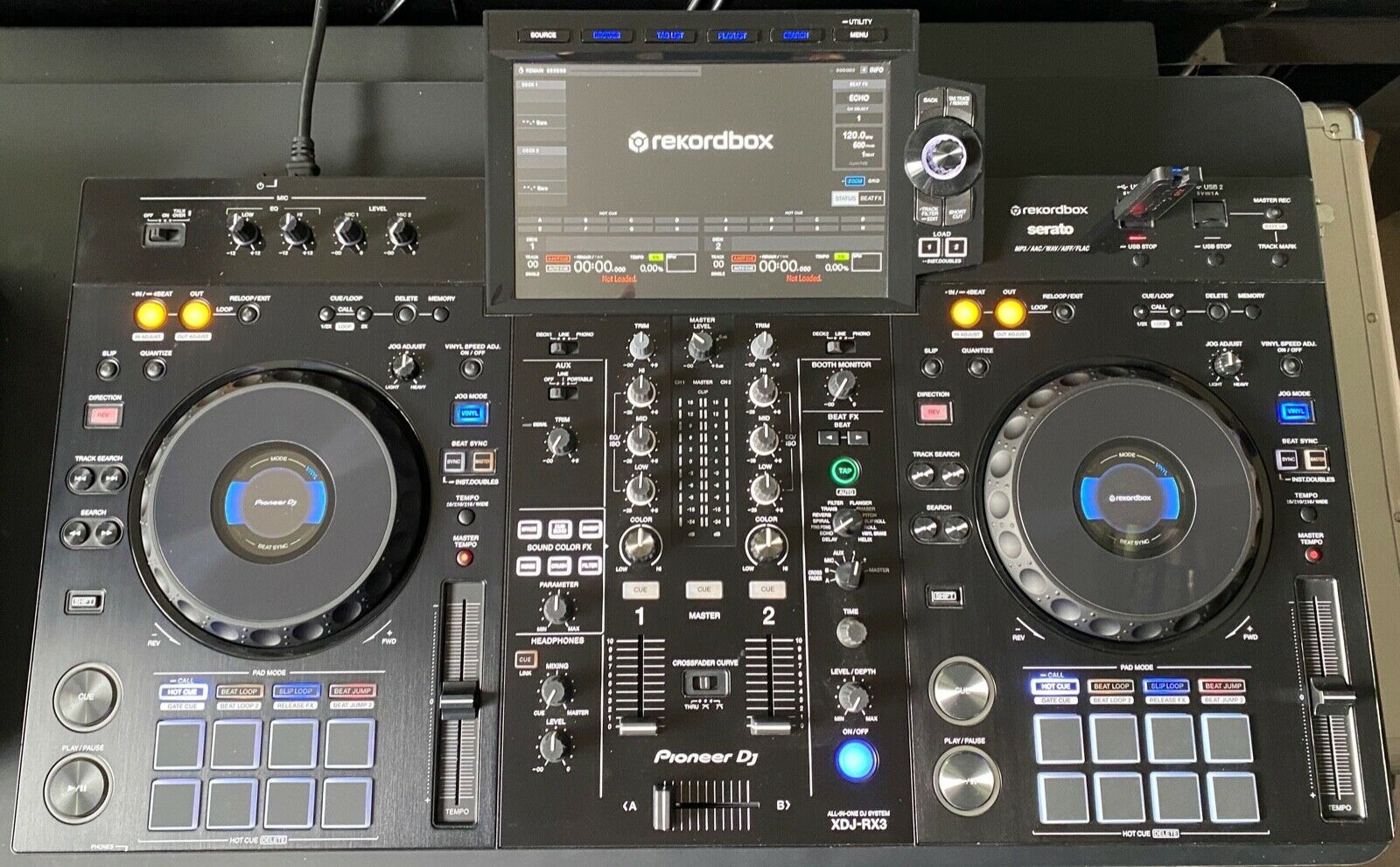 Pioneer XDJ-RX3, Pioneer XDJ XZ, Pioneer CDJ 3000 - Friuli Oggi - Il ...