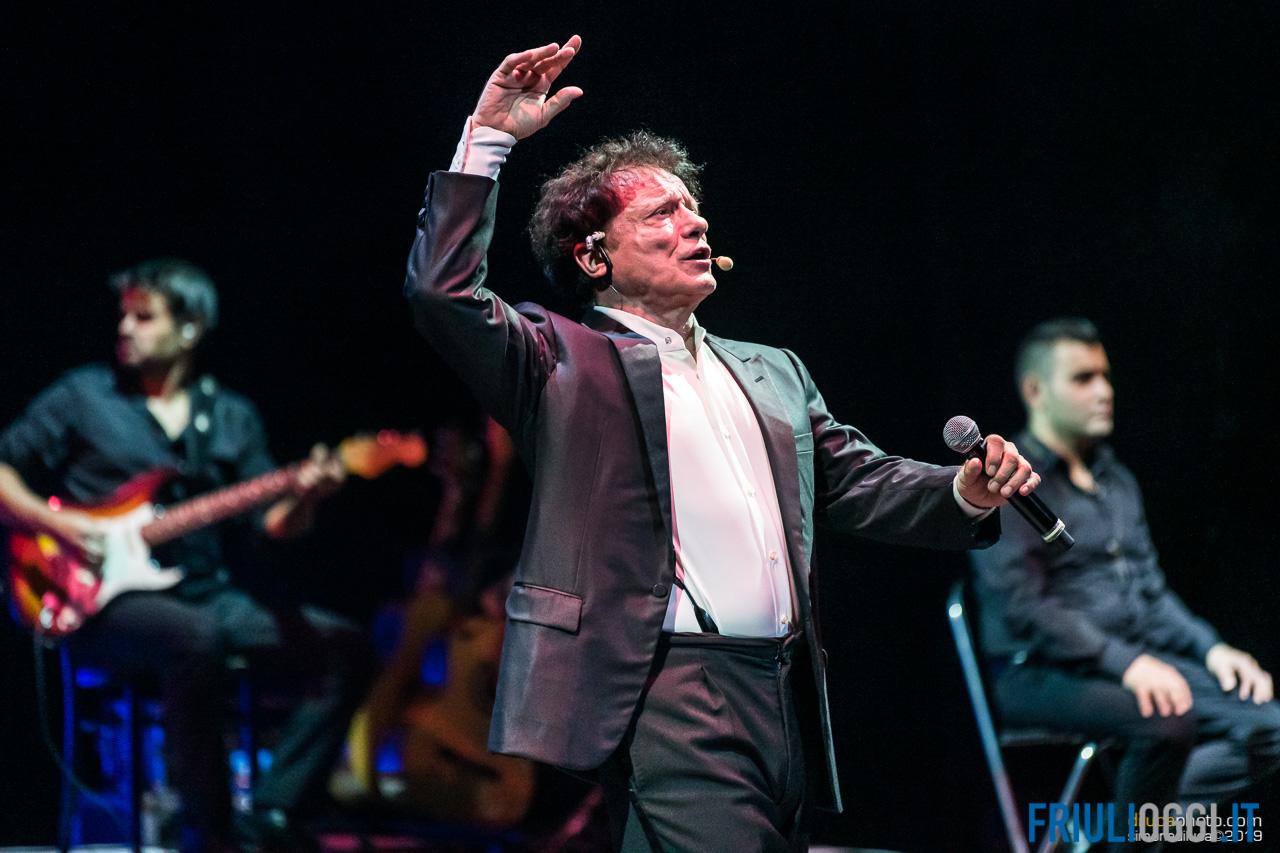 Aquileia, Massimo Ranieri in concerto in Piazza Patriarcato