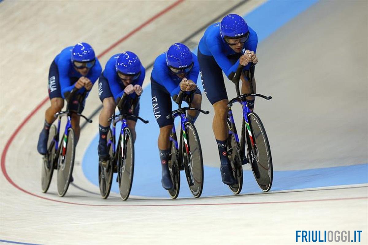 Jonathan Milan conquista il bronzo nell'inseguimento a Parigi 2024 Jonathan Milan conquista il bronzo nell'inseguimento a Parigi 2024