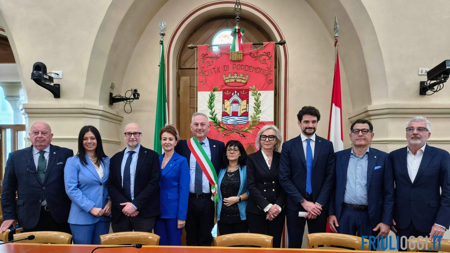 Pordenone, presentata la nuova giunta: chi sono i 9 assessori