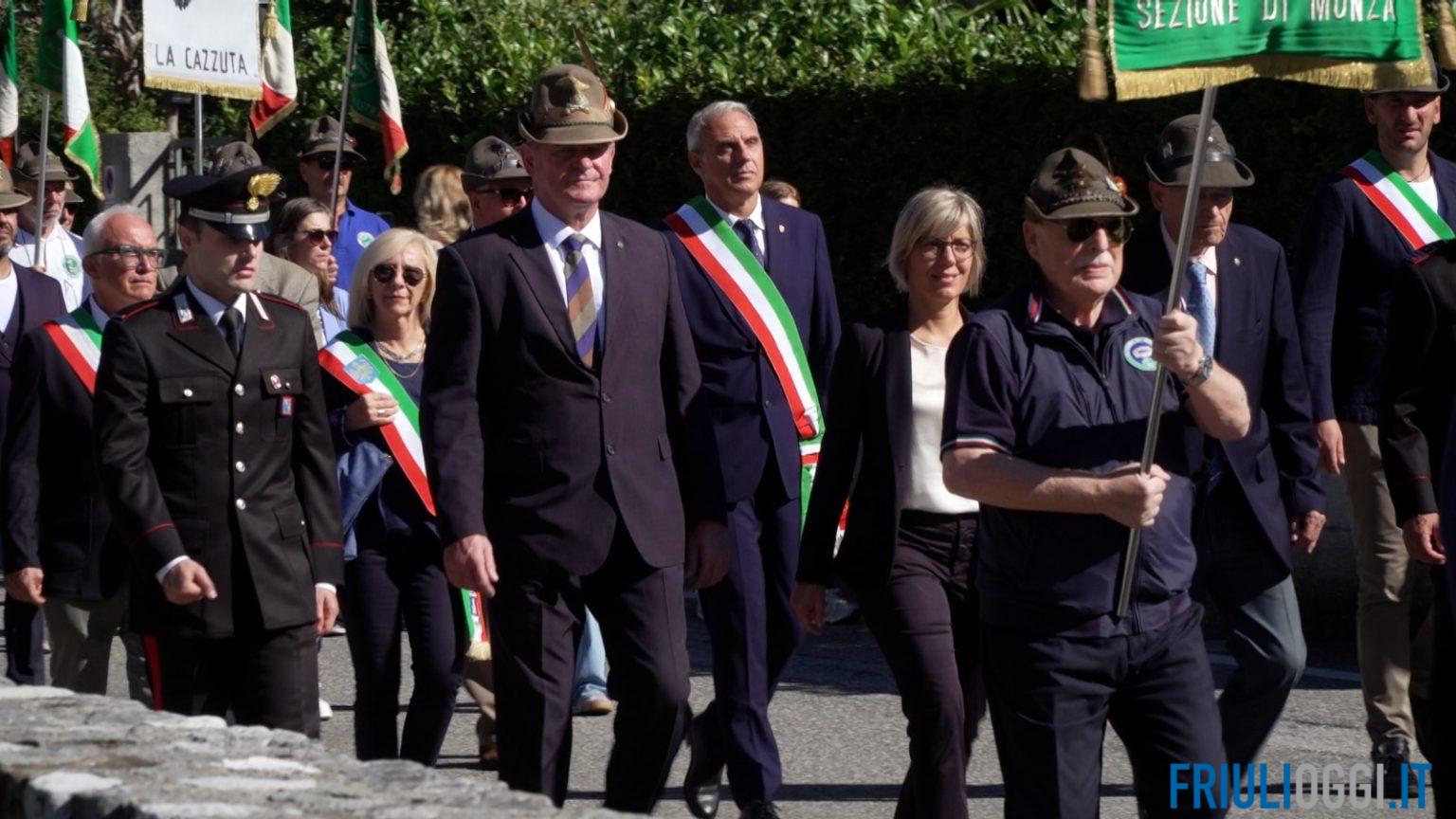 Venzone abbraccia i "suoi" alpini: raduno del Battaglione Tolmezzo